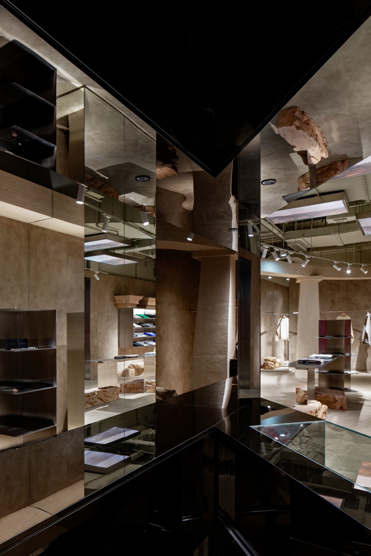 YINJISPACE - Supercloud Studio x BONELESS Conceptual Store